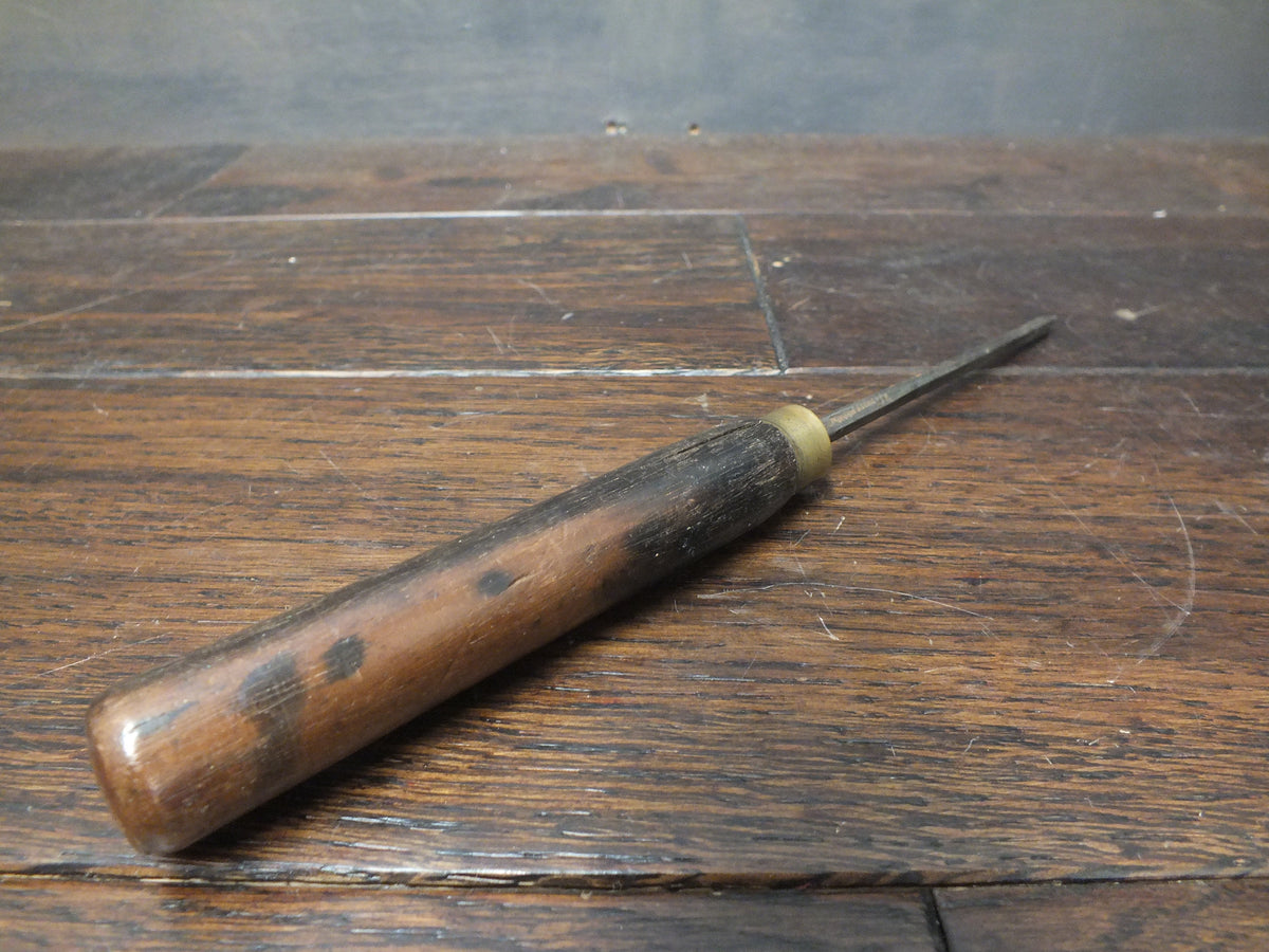 Addis Veiner Chisel. 1/8". Lignum Vitae Handle. vgc. 46580 – The ...